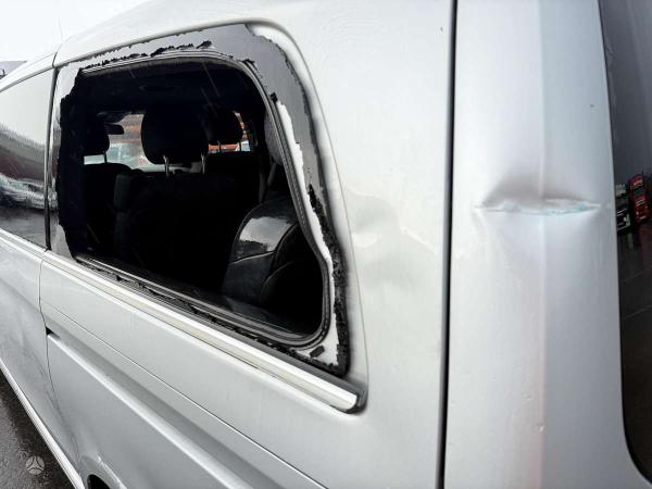 Grey Mercedes-Benz EQV 2023 in Kaunas, with an engine capacity of 0.00 L and mileage of 0 thousand km for 12700 €, photo 10 on AUTOMOTO.COM.LV