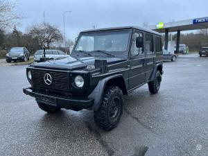 Black Mercedes-Benz G 300 1980 in Vilnius, with an engine capacity of 2.90 L and mileage of 53 thousand km for 18700 €, photo 4 on AUTOMOTO.COM.LV