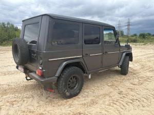 Black Mercedes-Benz G 300 1980 in Vilnius, with an engine capacity of 2.90 L and mileage of 53 thousand km for 18700 €, photo 13 on AUTOMOTO.COM.LV