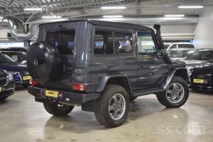 Black Mercedes-Benz G 300 1990 in Riga, with an engine capacity of 3.00 L and mileage of 396 thousand km for 35000 €, photo 2 on AUTOMOTO.COM.LV
