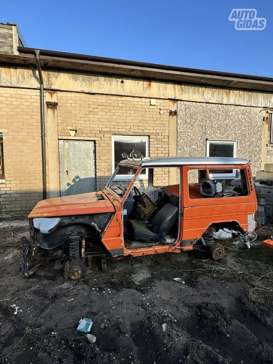 Mercedes-Benz G 300 1984 Palanga, ar dzinēja tilpumu 3.00 L un nobraukumu 200 tūkst. km par 1200 €, foto 1 vietnē AUTOMOTO.COM.LV
