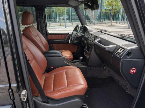 Melns Mercedes-Benz G 320 2007 Viļņa, ar dzinēja tilpumu 3.00 L un nobraukumu 189 tūkst. km par 35900 €, foto 9 vietnē AUTOMOTO.COM.LV