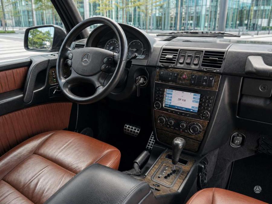 Black Mercedes-Benz G 320 2007 in Vilnius, with an engine capacity of 3.00 L and mileage of 189 thousand km for 33900 €, photo 9 on AUTOMOTO.COM.LV