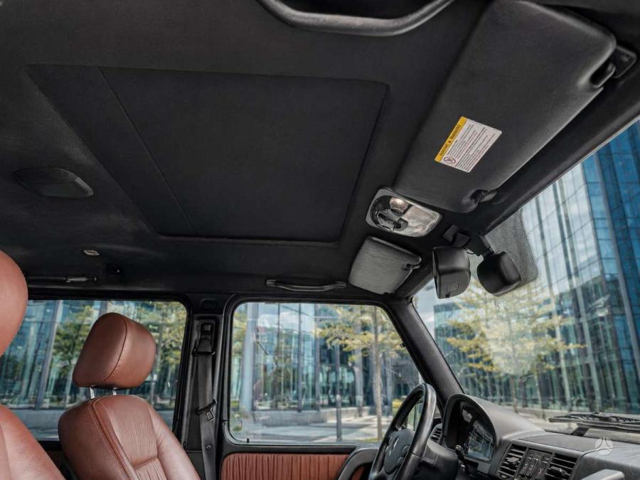 Black Mercedes-Benz G 320 2007 in Vilnius, with an engine capacity of 3.00 L and mileage of 189 thousand km for 33900 €, photo 11 on AUTOMOTO.COM.LV