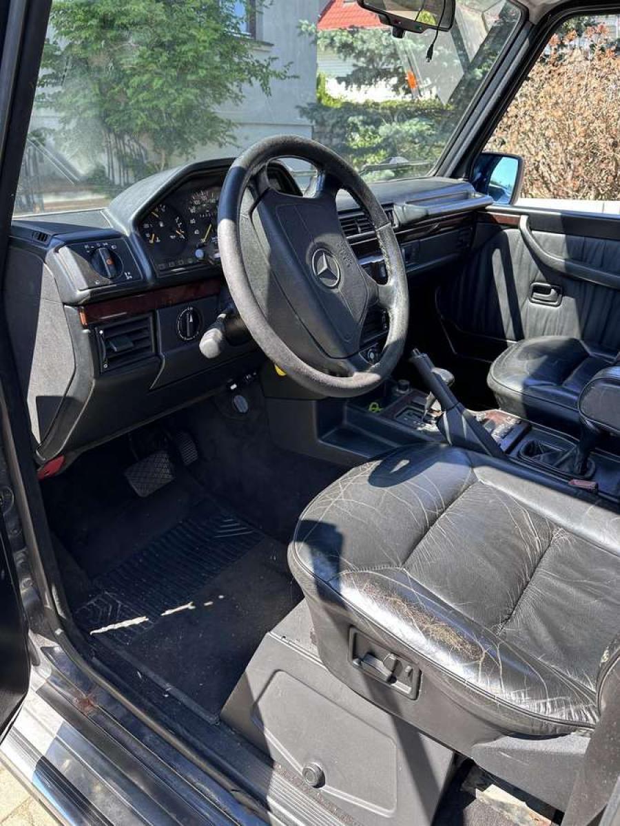 Blue Mercedes-Benz G 320 1995 in Klaipeda, with an engine capacity of 3.20 L and mileage of 344 thousand km for 19000 €, photo 8 on AUTOMOTO.COM.LV