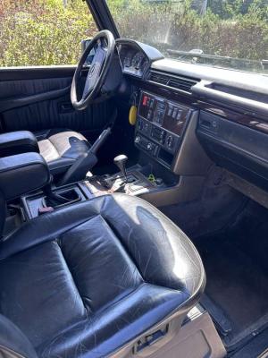 Blue Mercedes-Benz G 320 1995 in Klaipeda, with an engine capacity of 3.20 L and mileage of 344 thousand km for 19000 €, photo 9 on AUTOMOTO.COM.LV