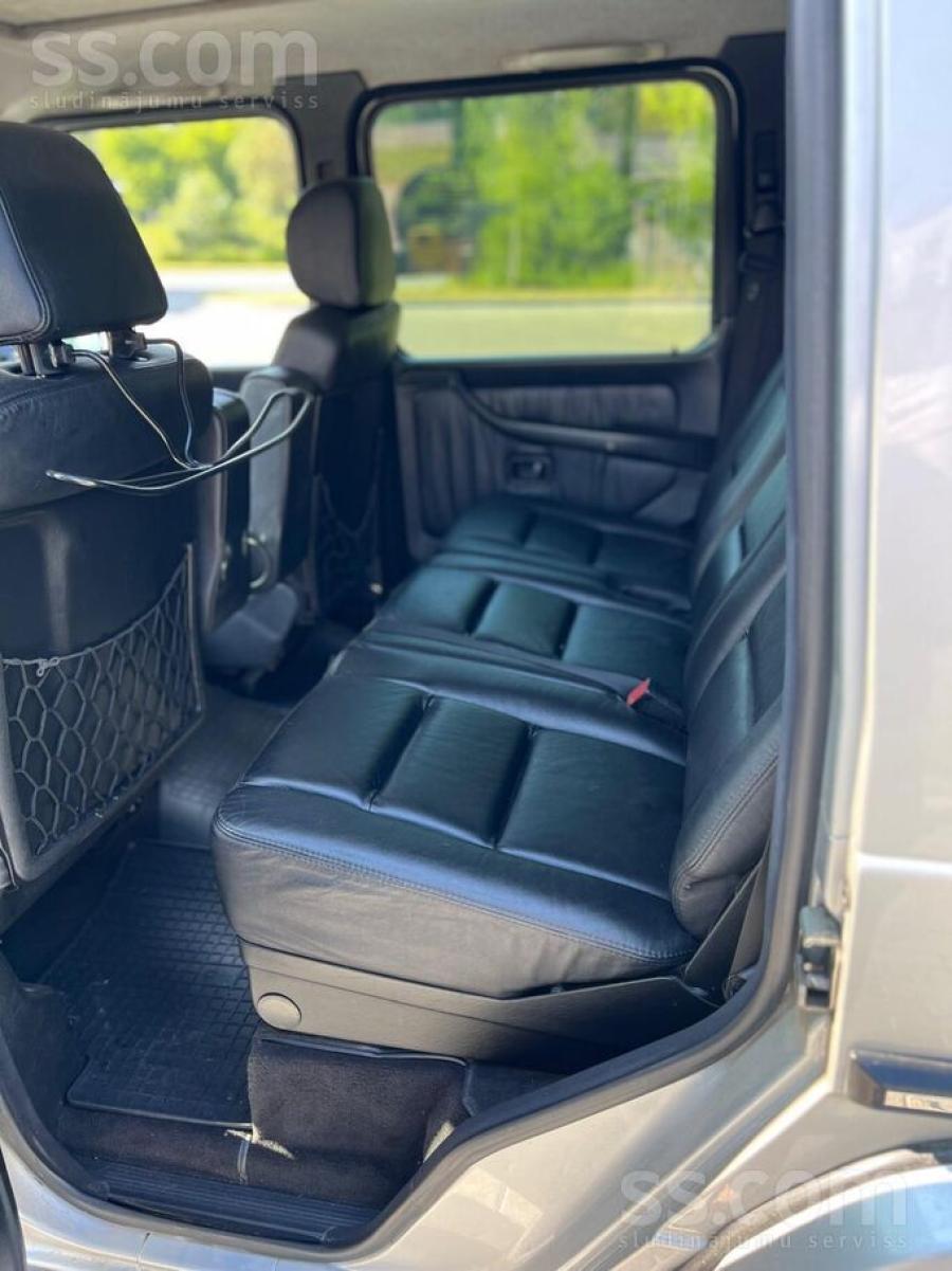 Grey Mercedes-Benz G 320 1998 in Riga, with an engine capacity of 3.20 L and mileage of 273 thousand km for 25700 €, photo 8 on AUTOMOTO.COM.LV