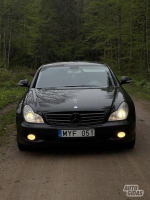 Черный Мерседес Г 350 2005 в Таураге, объемом двигателя 3.50 л и пробегом 313 тыс. км за 4500 €, фото 4 на AUTOMOTO.COM.LV