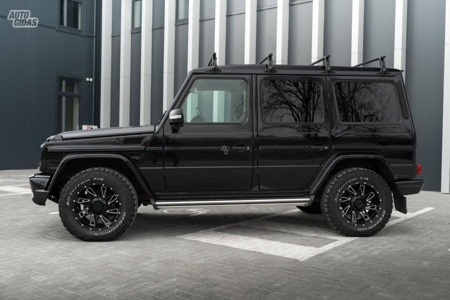 Black Mercedes-Benz G 350 2010 in Vilnius, with an engine capacity of 3.00 L and mileage of 278 thousand km for 43500 €, photo 2 on AUTOMOTO.COM.LV