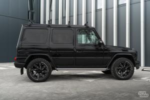 Black Mercedes-Benz G 350 2010 in Vilnius, with an engine capacity of 3.00 L and mileage of 278 thousand km for 43500 €, photo 6 on AUTOMOTO.COM.LV