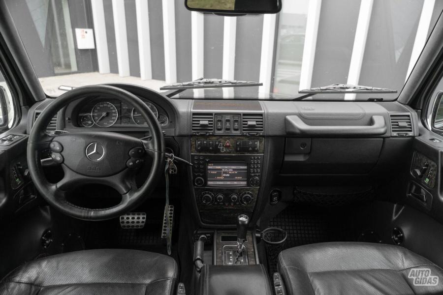 Black Mercedes-Benz G 350 2010 in Vilnius, with an engine capacity of 3.00 L and mileage of 278 thousand km for 43500 €, photo 14 on AUTOMOTO.COM.LV