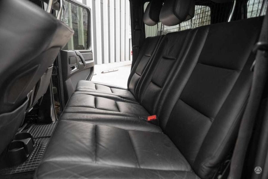 Melns Mercedes-Benz G 350 2010 Viļņa, ar dzinēja tilpumu 2.99 L un nobraukumu 278 tūkst. km par 37990 €, foto 19 vietnē AUTOMOTO.COM.LV