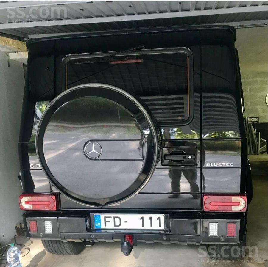 Black Mercedes-Benz G 350 2011 in Jurmala, with an engine capacity of 3.00 L and mileage of 240 thousand km for 34900 €, photo 12 on AUTOMOTO.COM.LV