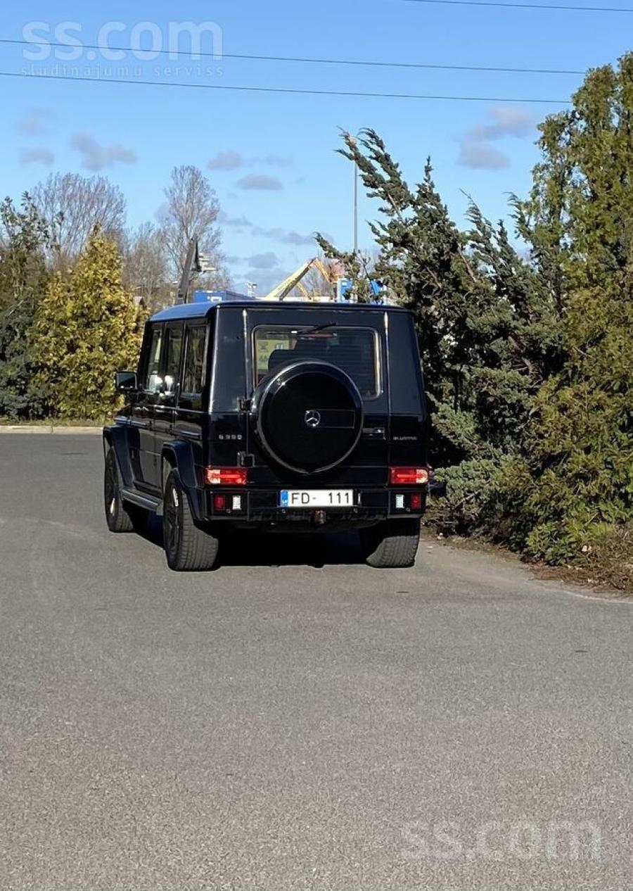 Black Mercedes-Benz G 350 2011 in Jurmala, with an engine capacity of 3.00 L and mileage of 240 thousand km for 34900 €, photo 15 on AUTOMOTO.COM.LV