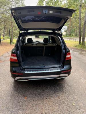 Melns Mercedes-Benz G 350 2012 Viļņa, ar dzinēja tilpumu 2.99 L un nobraukumu 390 tūkst. km par 10900 €, foto 7 vietnē AUTOMOTO.COM.LV