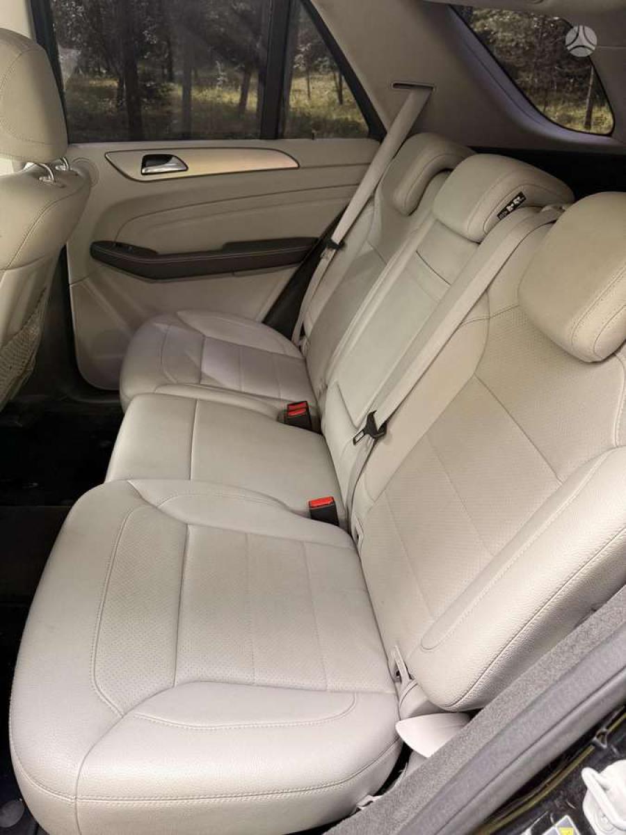 Melns Mercedes-Benz G 350 2012 Viļņa, ar dzinēja tilpumu 2.99 L un nobraukumu 390 tūkst. km par 10900 €, foto 9 vietnē AUTOMOTO.COM.LV