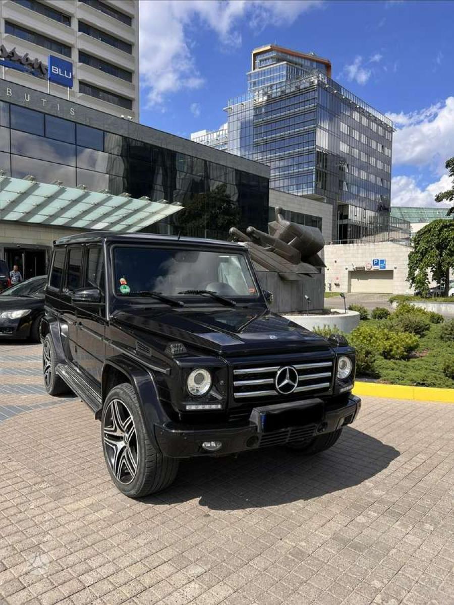 Black Mercedes-Benz G 350 2015 in Vilnius, with an engine capacity of 2.99 L and mileage of 254 thousand km for 53900 €, photo 1 on AUTOMOTO.COM.LV