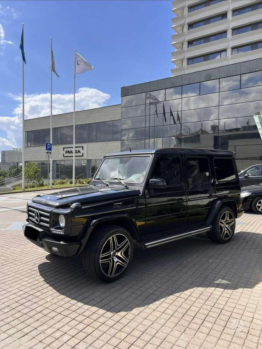 Black Mercedes-Benz G 350 2015 in Vilnius, with an engine capacity of 2.99 L and mileage of 254 thousand km for 53900 €, photo 3 on AUTOMOTO.COM.LV