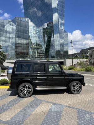Black Mercedes-Benz G 350 2015 in Vilnius, with an engine capacity of 2.99 L and mileage of 254 thousand km for 53900 €, photo 5 on AUTOMOTO.COM.LV