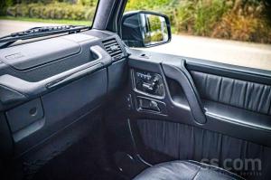 Black Mercedes-Benz G 350 2015 in Riga, with an engine capacity of 3.00 L and mileage of 213 thousand km for 42990 €, photo 29 on AUTOMOTO.COM.LV