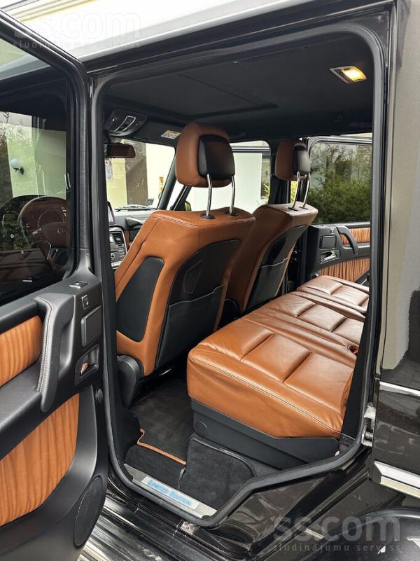 Black Mercedes-Benz G 350 2018 in Riga, with an engine capacity of 3.00 L and mileage of 90 thousand km for 76835 €, photo 8 on AUTOMOTO.COM.LV