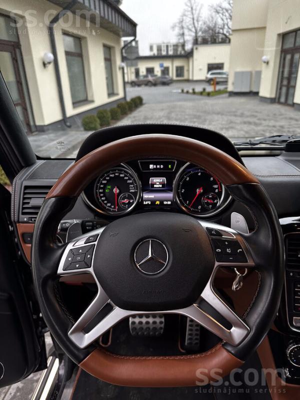 Black Mercedes-Benz G 350 2018 in Riga, with an engine capacity of 3.00 L and mileage of 90 thousand km for 76835 €, photo 10 on AUTOMOTO.COM.LV