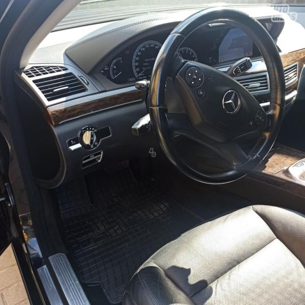 Melns Mercedes-Benz G 350 2011 Kauņa, ar dzinēja tilpumu 3.00 L un nobraukumu 351 tūkst. km par 12500 €, foto 10 vietnē AUTOMOTO.COM.LV
