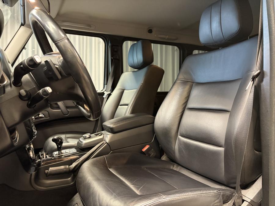 Zaļš Mercedes-Benz G 350 2018 Rīga, ar dzinēja tilpumu 3.00 L un nobraukumu 211 tūkst. km par 59500 €, foto 8 vietnē AUTOMOTO.COM.LV