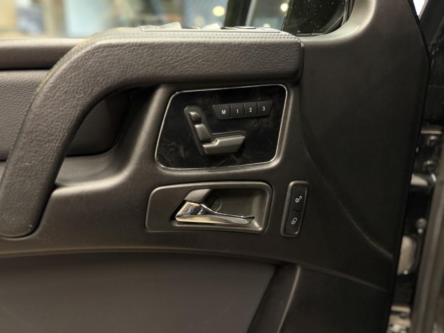 Zaļš Mercedes-Benz G 350 2018 Rīga, ar dzinēja tilpumu 3.00 L un nobraukumu 211 tūkst. km par 59500 €, foto 9 vietnē AUTOMOTO.COM.LV