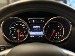 Zaļš Mercedes-Benz G 350 2018 Rīga, ar dzinēja tilpumu 3.00 L un nobraukumu 211 tūkst. km par 59500 €, foto 10 vietnē AUTOMOTO.COM.LV