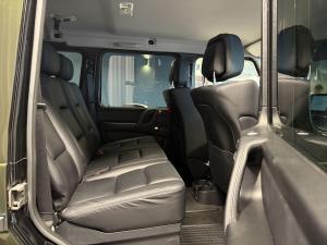 Zaļš Mercedes-Benz G 350 2018 Rīga, ar dzinēja tilpumu 3.00 L un nobraukumu 211 tūkst. km par 59500 €, foto 30 vietnē AUTOMOTO.COM.LV