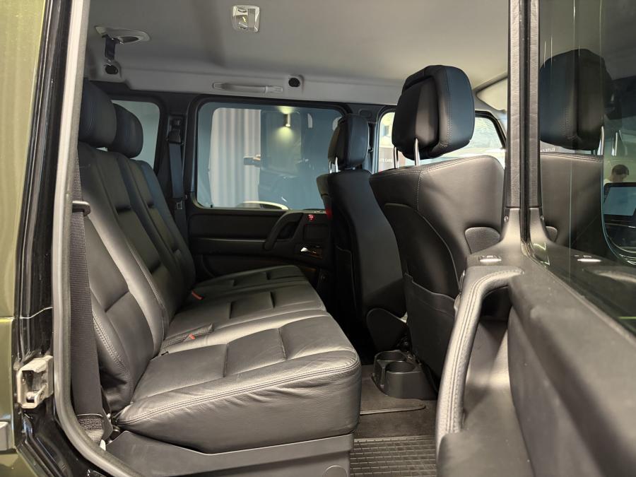 Zaļš Mercedes-Benz G 350 2018 Rīga, ar dzinēja tilpumu 3.00 L un nobraukumu 211 tūkst. km par 59500 €, foto 30 vietnē AUTOMOTO.COM.LV