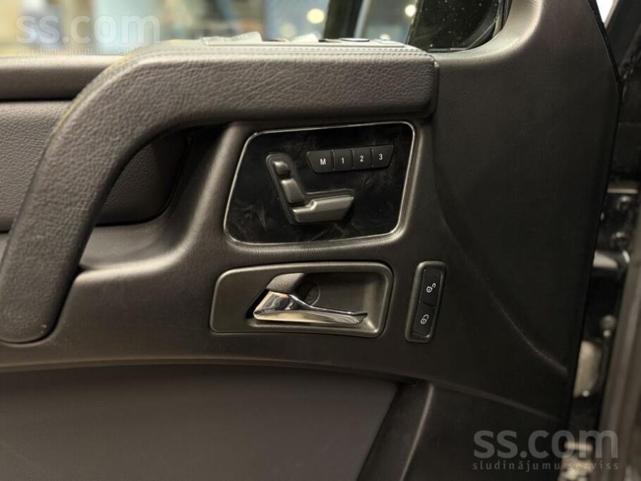 Зеленый Мерседес Г 350 2018 в Рига, объемом двигателя 3.00 л и пробегом 211 тыс. км за 59500 €, фото 8 на AUTOMOTO.COM.LV