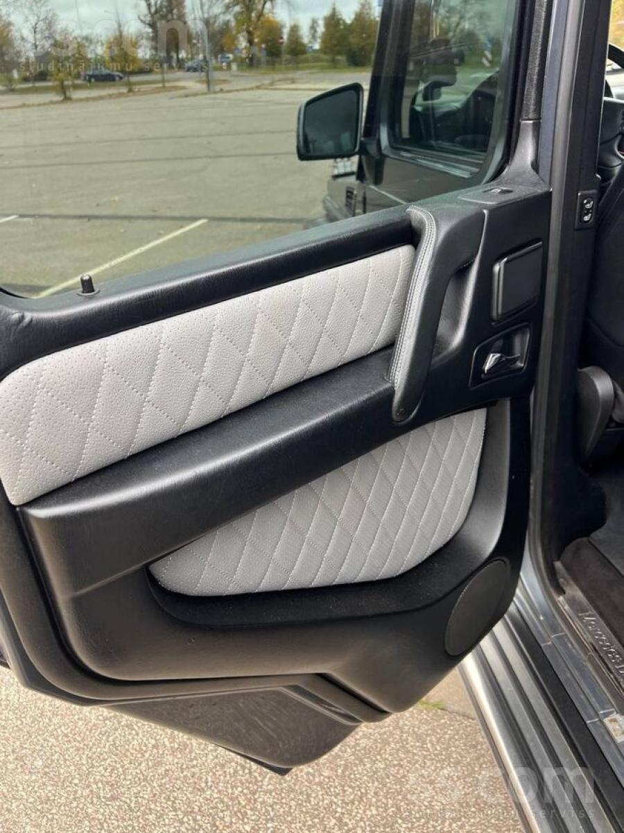 Grey Mercedes-Benz G 350 2012 in Jurmala, with an engine capacity of 3.50 L and mileage of 214 thousand km for 34900 €, photo 8 on AUTOMOTO.COM.LV