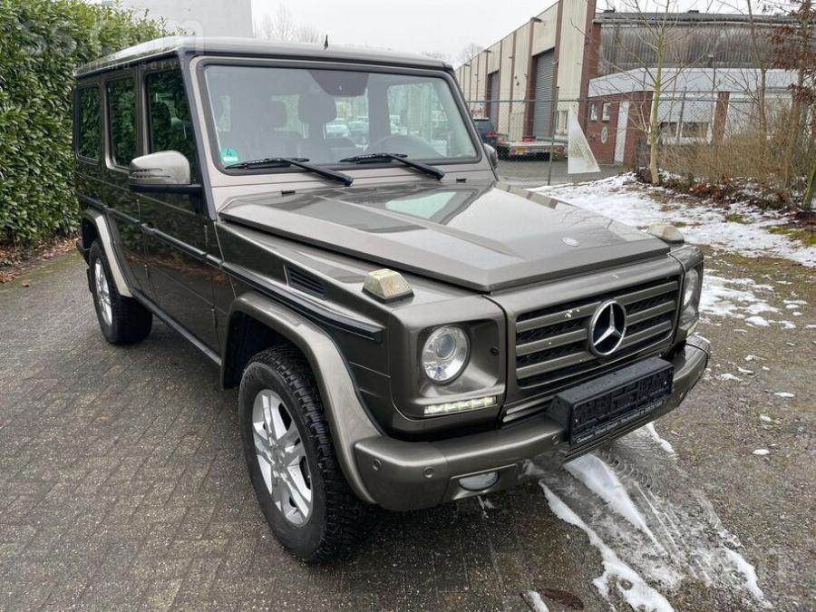 Grey Mercedes-Benz G 350 2014 in Riga, with an engine capacity of 3.50 L and mileage of 190 thousand km for 47000 €, photo 4 on AUTOMOTO.COM.LV