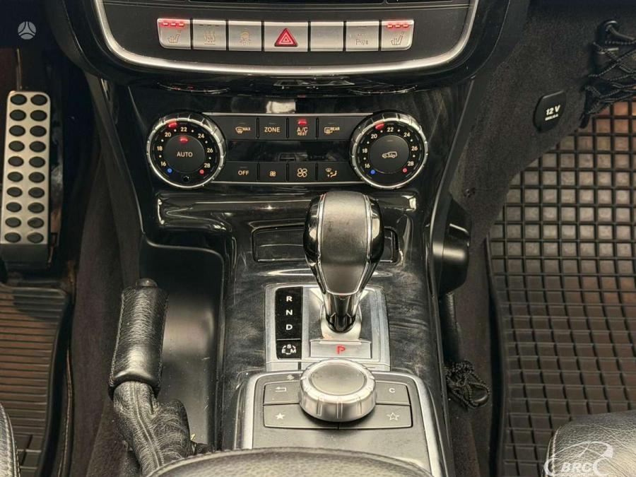 Grey Mercedes-Benz G 350 2014 in Vilnius, with an engine capacity of 2.99 L and mileage of 226 thousand km for 38500 €, photo 21 on AUTOMOTO.COM.LV