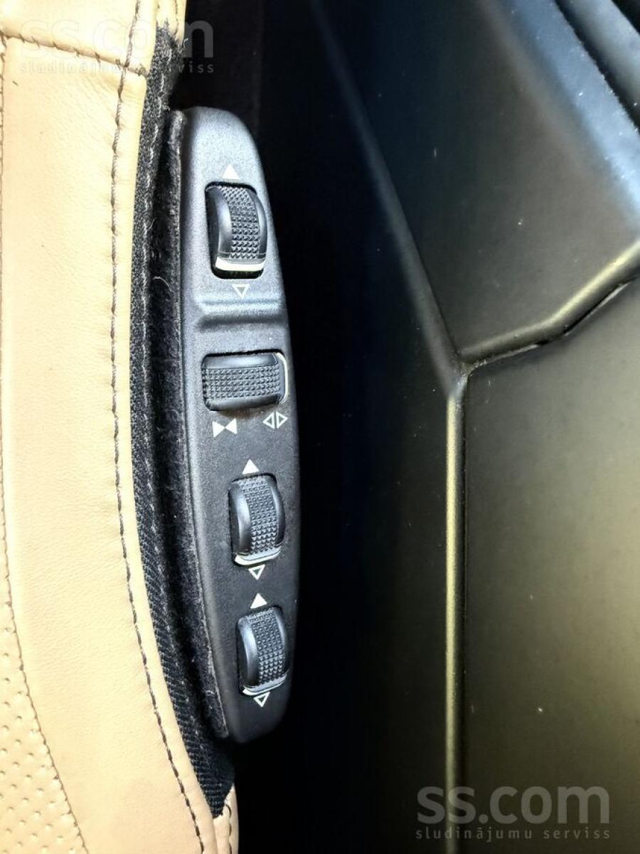 Sarkans Mercedes-Benz G 350 2014 Rīga, ar dzinēja tilpumu 3.00 L un nobraukumu 173 tūkst. km par 52000 €, foto 25 vietnē AUTOMOTO.COM.LV