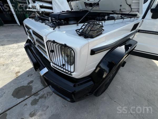 Balts Mercedes-Benz G 350 2015 Tukums, ar dzinēja tilpumu 3.50 L un nobraukumu 121 tūkst. km par 68540 €, foto 6 vietnē AUTOMOTO.COM.LV