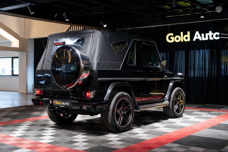 Black Mercedes-Benz g-400 2001 in Vilnius, with an engine capacity of 4.00 L and mileage of 126 thousand km for 115000 €, photo 5 on AUTOMOTO.COM.LV