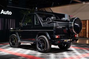 Black Mercedes-Benz g-400 2001 in Vilnius, with an engine capacity of 4.00 L and mileage of 126 thousand km for 115000 €, photo 7 on AUTOMOTO.COM.LV