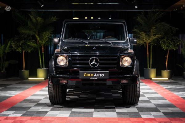Black Mercedes-Benz g-400 2001 in Vilnius, with an engine capacity of 4.00 L and mileage of 126 thousand km for 115000 €, photo 8 on AUTOMOTO.COM.LV