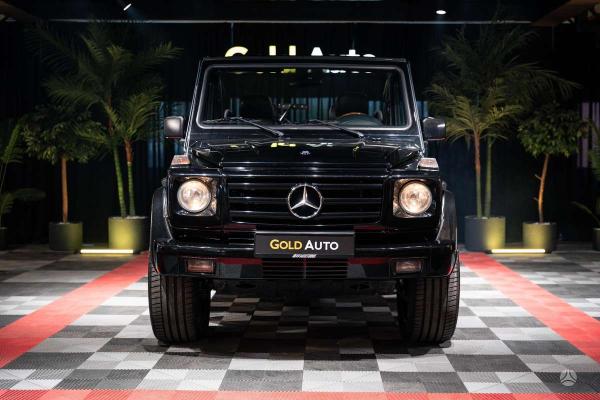 Black Mercedes-Benz g-400 2001 in Vilnius, with an engine capacity of 4.00 L and mileage of 126 thousand km for 115000 €, photo 9 on AUTOMOTO.COM.LV