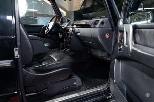 Black Mercedes-Benz g-400 2001 in Vilnius, with an engine capacity of 4.00 L and mileage of 126 thousand km for 115000 €, photo 24 on AUTOMOTO.COM.LV