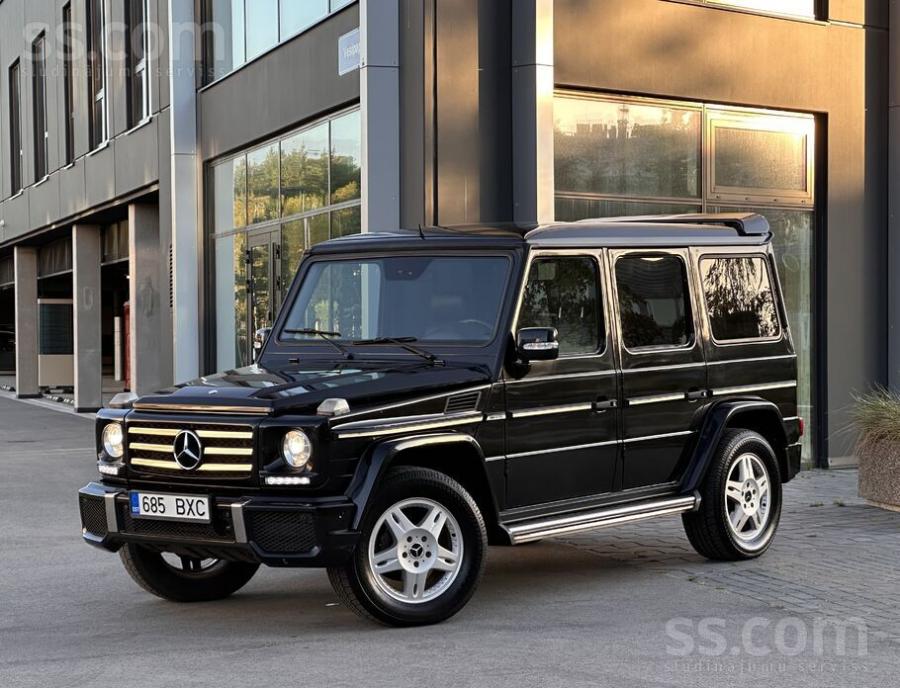 Black Mercedes-Benz g-400 2002 in Valka, with an engine capacity of 4.00 L and mileage of 249 thousand km for 21990 €, photo 3 on AUTOMOTO.COM.LV