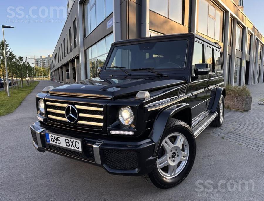 Black Mercedes-Benz g-400 2002 in Valka, with an engine capacity of 4.00 L and mileage of 249 thousand km for 21990 €, photo 5 on AUTOMOTO.COM.LV