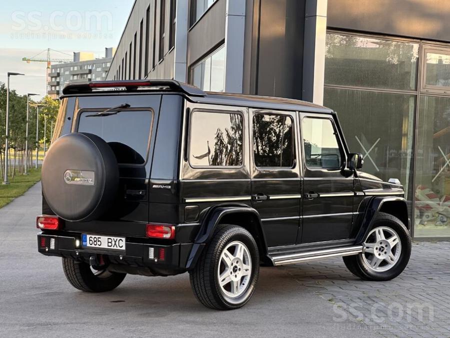 Black Mercedes-Benz g-400 2002 in Valka, with an engine capacity of 4.00 L and mileage of 249 thousand km for 21990 €, photo 10 on AUTOMOTO.COM.LV