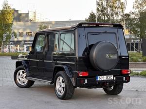 Black Mercedes-Benz g-400 2002 in Valka, with an engine capacity of 4.00 L and mileage of 249 thousand km for 21990 €, photo 14 on AUTOMOTO.COM.LV