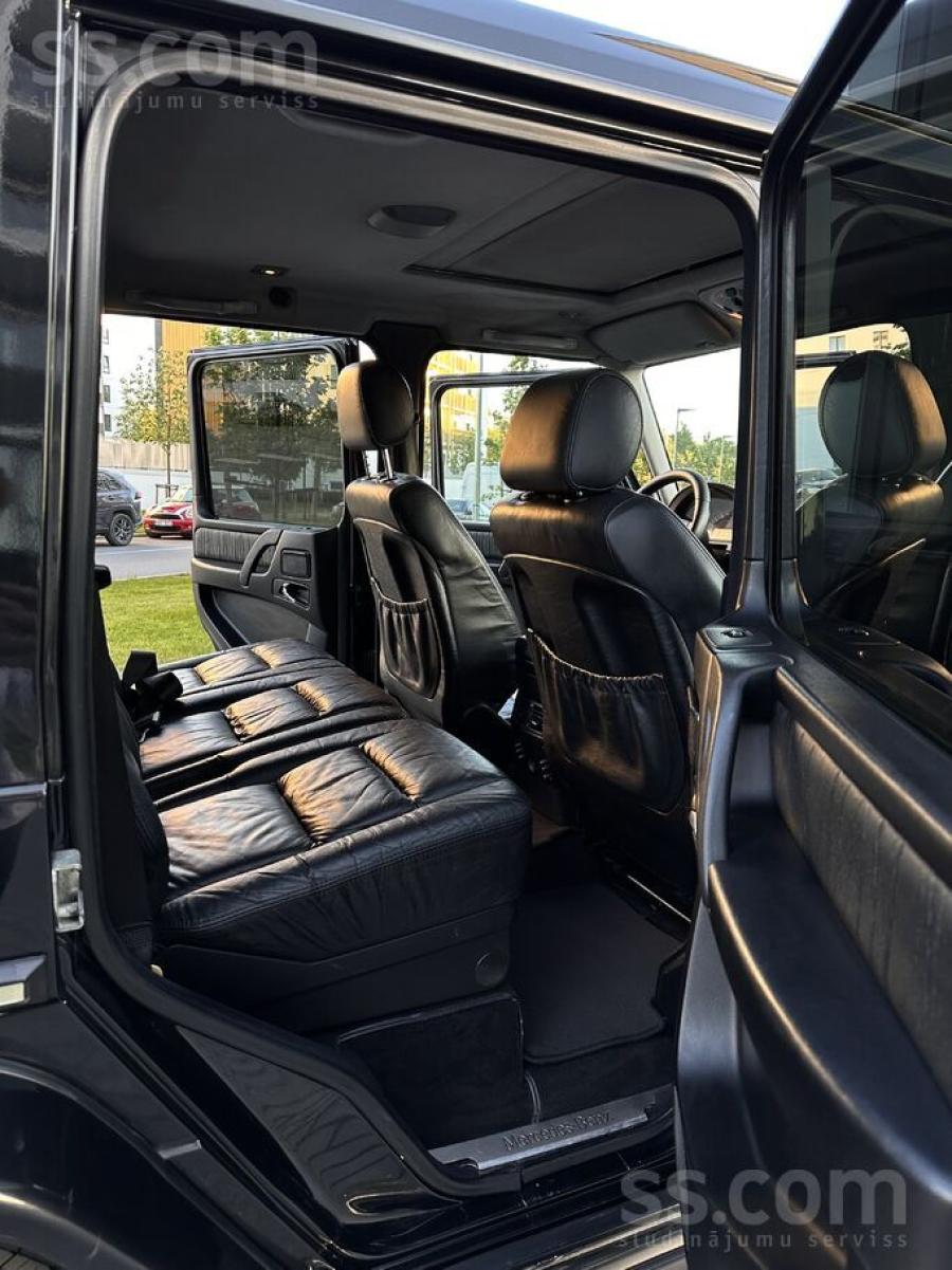 Black Mercedes-Benz g-400 2002 in Valka, with an engine capacity of 4.00 L and mileage of 249 thousand km for 21990 €, photo 19 on AUTOMOTO.COM.LV