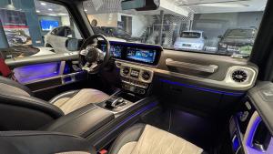 Black Mercedes-Benz g-400 2022 in Riga, with an engine capacity of 3.00 L and mileage of 60 thousand km for 145000 €, photo 19 on AUTOMOTO.COM.LV