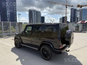 Black Mercedes-Benz g-400 2024 in Tallinn, with an engine capacity of 3.00 L and mileage of 11 thousand km for 165770 €, photo 8 on AUTOMOTO.COM.LV